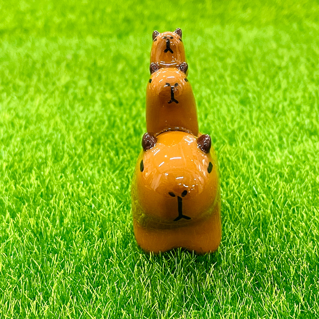 Capy Family Tower – Suspicious Farm